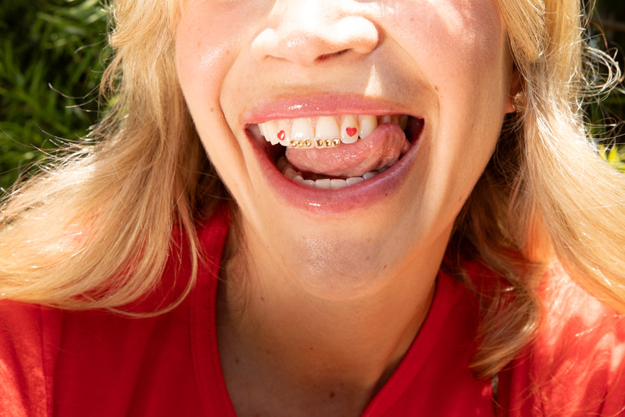 The Original DIY Temporary Tooth Gem Starter Kit – Gemzeez