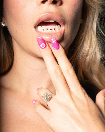 The Original DIY Temporary Tooth Gem Starter Kit – Gemzeez